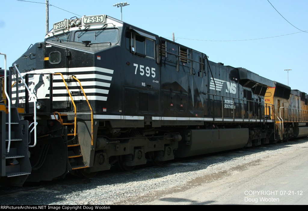 NS 7595
